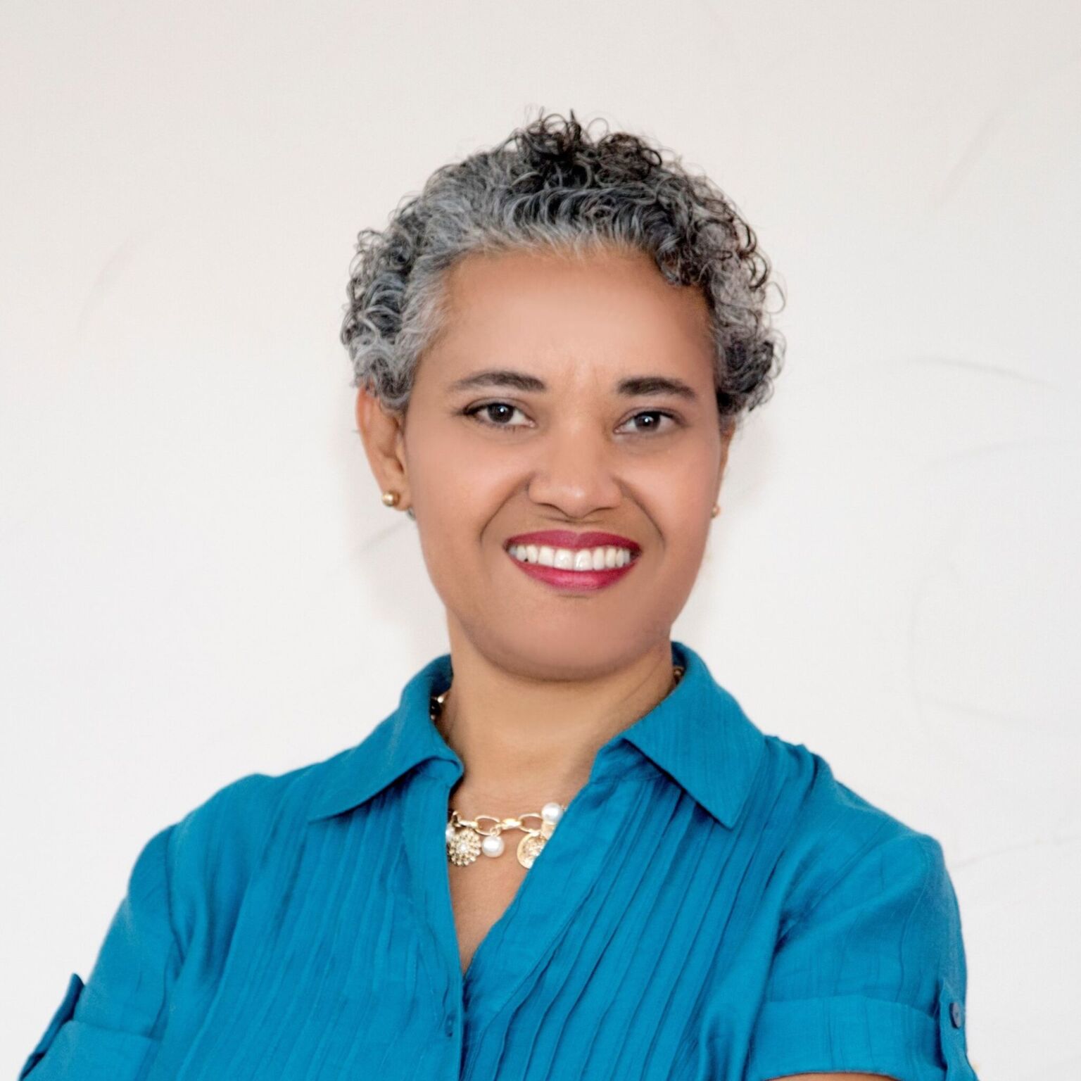 5 Ways to Thrive as a Christian Woman by Marva Smith – The Hope Table